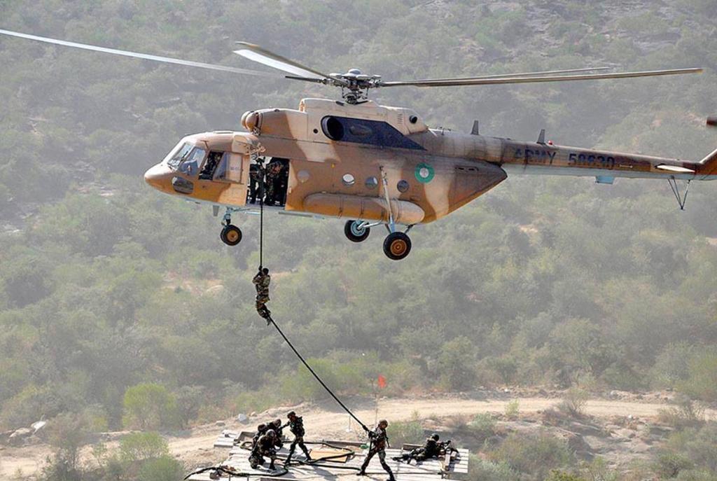 Pakistan Army Mil Mi-17-1V Helicopter in Jhelum - History of PIA - Forum
